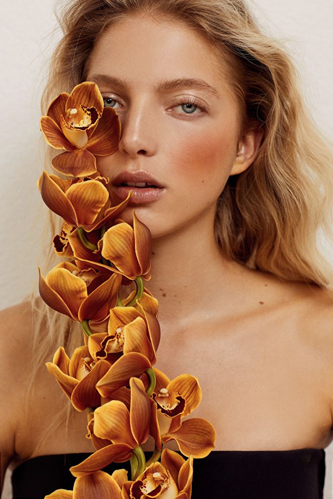 Emma – Deva Models